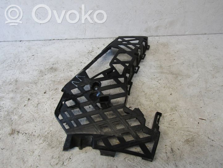 3G0807178 Volkswagen PASSAT B8 Front bumper mounting bracket, 8.73 € | RRR