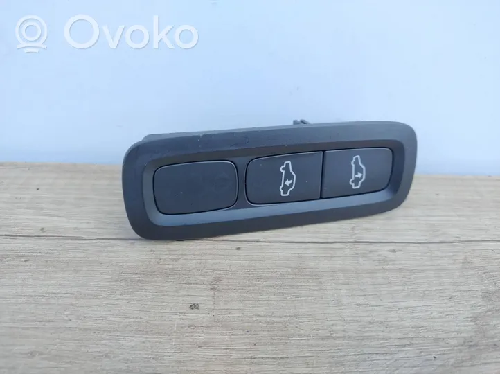 31376484 Volvo XC60 Suspension ride height/mode switch, 14.12 € | RRR