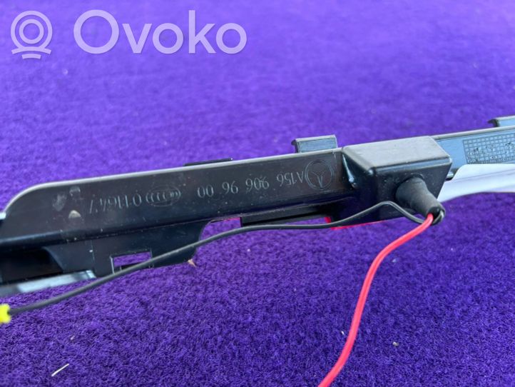 A1569069600 Mercedes-Benz GLA W156 Third/center stoplight, 21.83 € | RRR