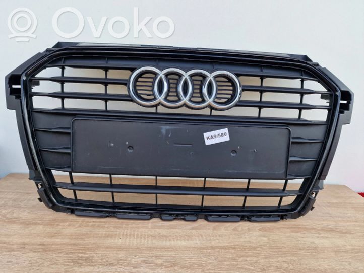 8XA853651B Audi A1 Grille calandre supérieure de pare-chocs avant, 235.29 € | OVOKO