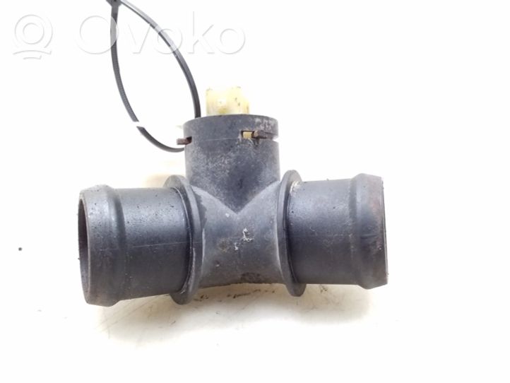 1J0121087 Volkswagen Bora Brake vacuum hose/pipe, 6.00 € | RRR