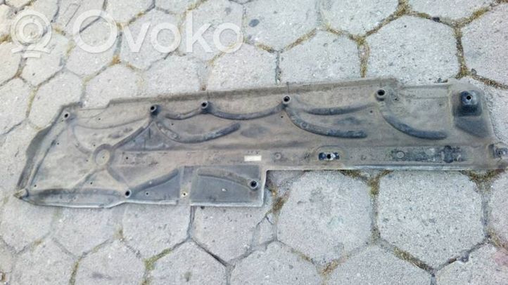 A2126100708 Mercedes-Benz E W212 Couvre-soubassement avant, 49.41 € | OVOKO