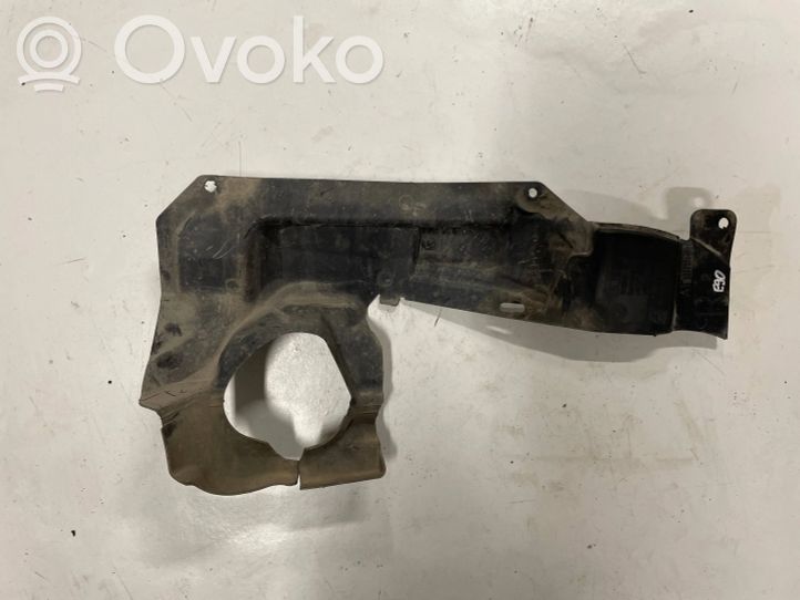 51717131712 BMW 3 E90 E91 Priekinės važiuoklės dugno apsauga, 10.00 € | RRR