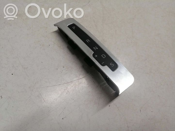 4F2713463D Audi A6 S6 C6 4F Gear shift selector indicator, 4.00 € | RRR