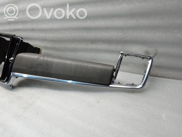 32219361 Volvo S90, V90 Dashboard glove box trim, 152.94 € | RRR