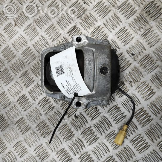 8R0199381AA Porsche Macan Engine mount bracket, 42.00 € | RRR