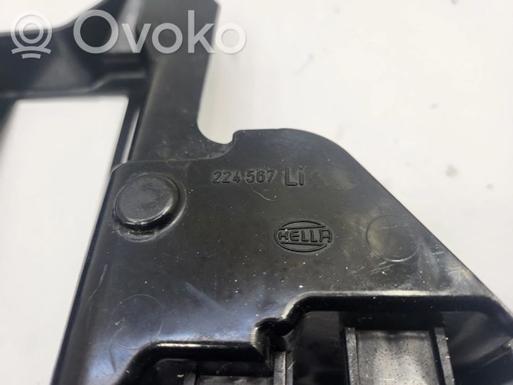 63126927797 BMW X5 E53 Headlight/headlamp mounting bracket, 20.00 € | RRR