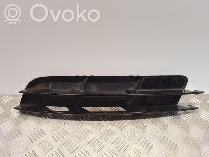 4L0807151 Audi Q7 4L Priešrūkinio žibinto apdaila/ grotelės, 40.00 € | RRR