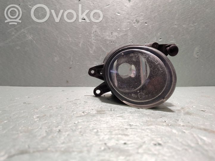 30698627 Volvo V50 Front fog light, 8.50 € | RRR