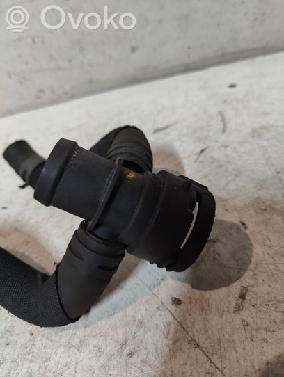 8K0121049 Audi A5 Sportback 8TA Engine coolant pipe/hose, 9.00 € | RRR