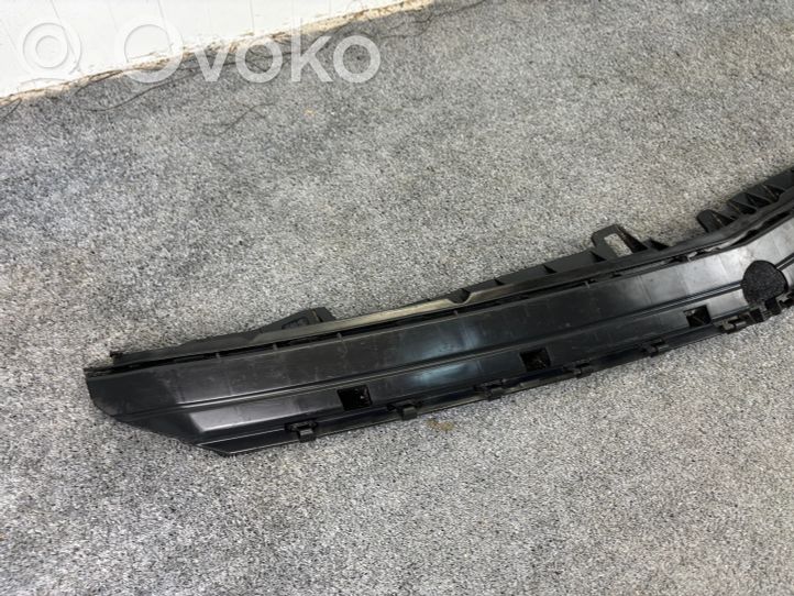 A2468850365 Mercedes-Benz B W246 W242 Support de montage de pare-chocs ...