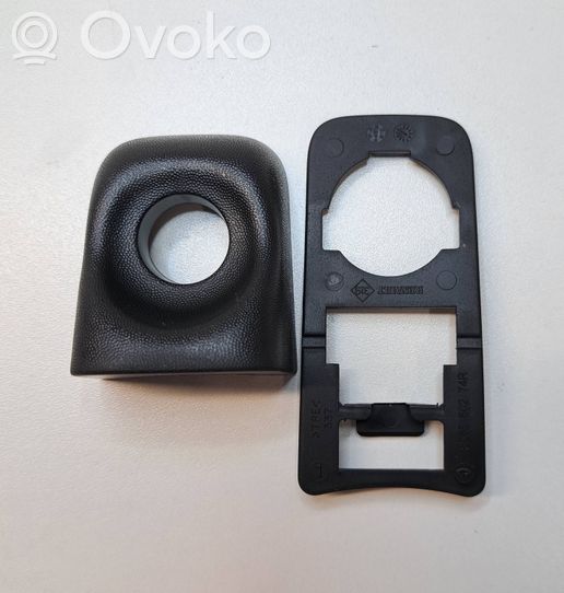 LSO2120 Audi A3 S3 8V Sliding door cover cap 8200766697 - Used car part ...