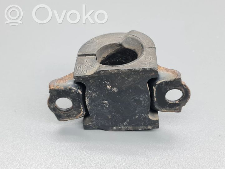 Honda Accord Sway bar bush bracket, front, 8.00 € | RRR