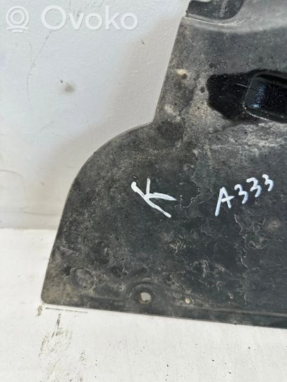 4F0825215 Audi A6 S6 C6 4F Moottorin alustan välipohjan roiskesuoja, 4.99 € | OVOKO