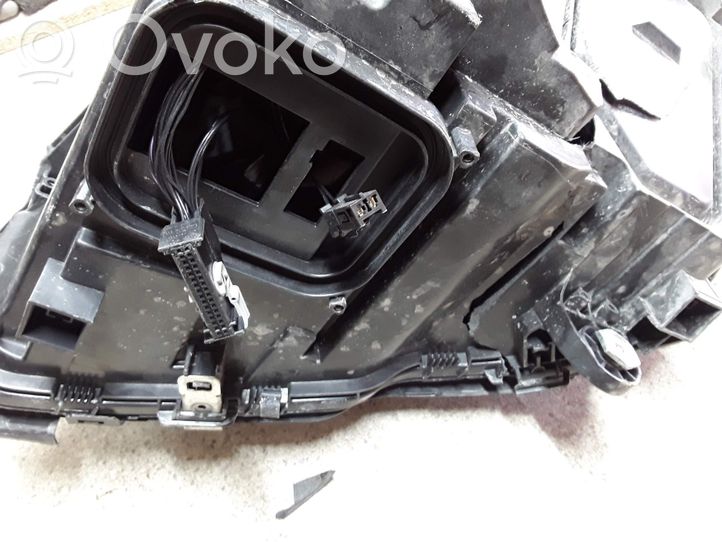 A2059067403 Mercedes-Benz C W205 Headlight/headlamp, 40.00 € | RRR