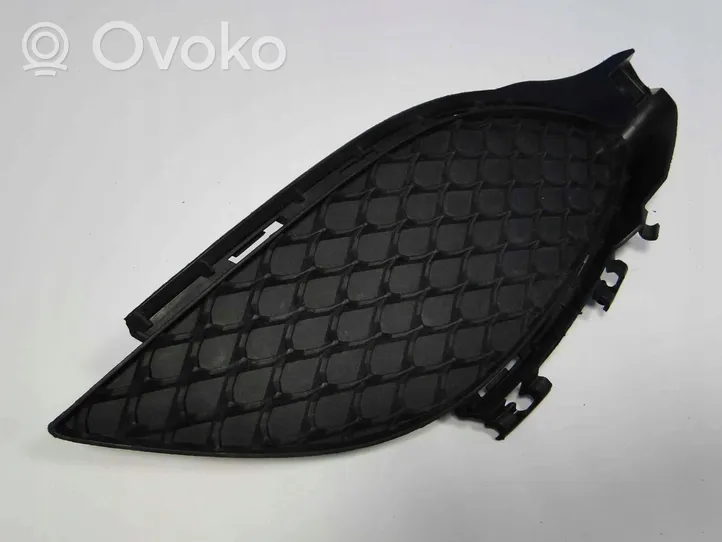A1768850322 Mercedes-Benz A W176 Grille inférieure de pare-chocs avant ...