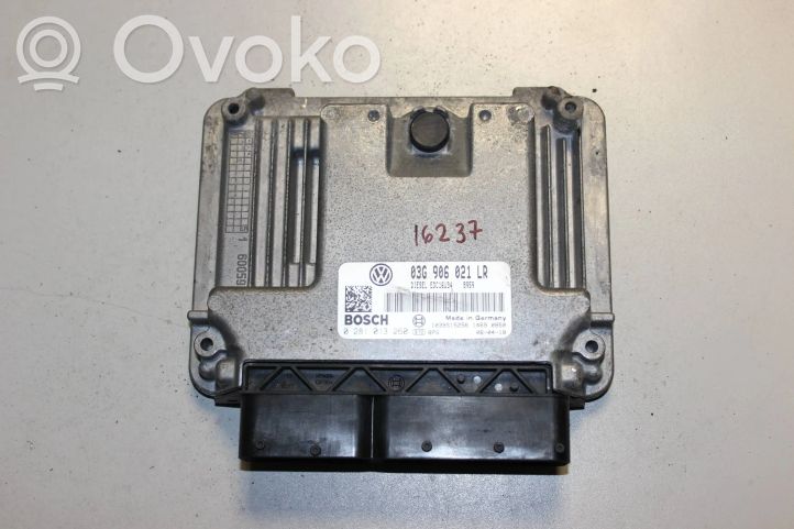 03G906021LR Volkswagen PASSAT B6 Engine control unit/module, 7.00 € | RRR