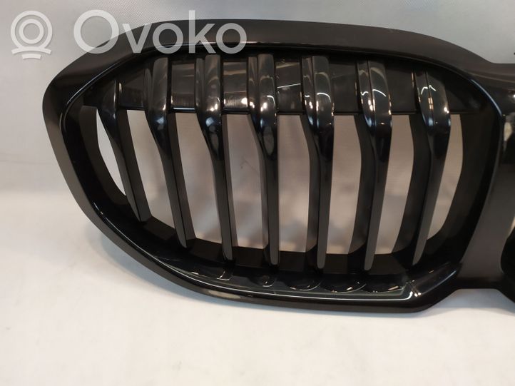 BMW 1 F40 Grille calandre supérieure de pare-chocs avant, 88.00 € | OVOKO