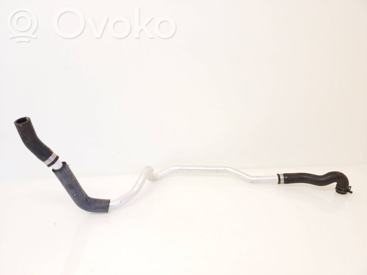 A2058300902 Mercedes-Benz C W205 Tuyau de liquide de refroidissement ...