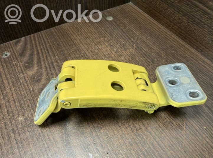 9067400237 Mercedes-Benz Sprinter W907 W910 Loading door lower hinge ...