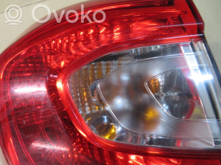265557367R Renault Captur Rear/tail lights, 52.40 € | RRR
