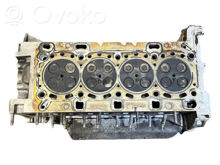 110422959R Opel Vivaro Culasse moteur, 650.00 € | OVOKO