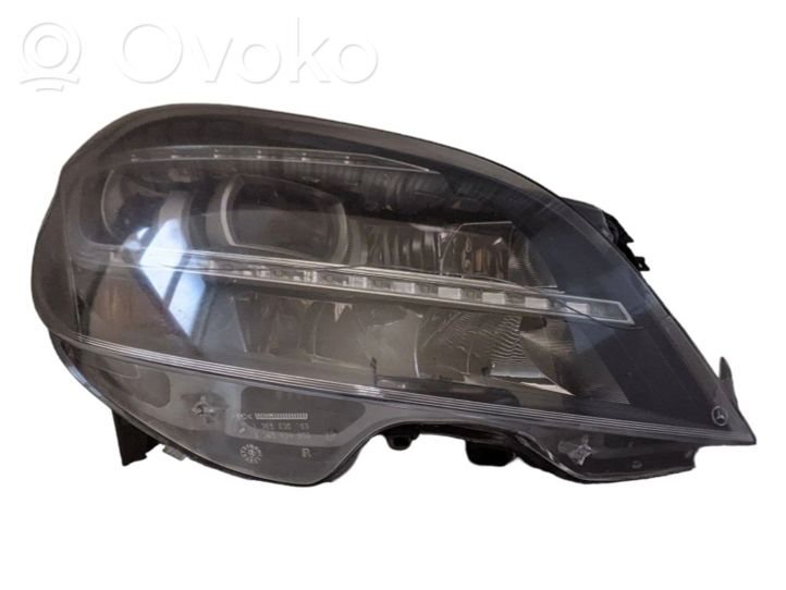 A2188204761 Mercedes-Benz CLS C218 X218 Phare frontale, 435.60 € | OVOKO