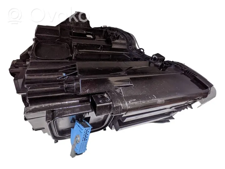 A2188204761 Mercedes-Benz CLS C218 X218 Phare frontale, 435.60 € | OVOKO