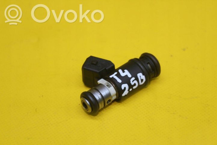 Volkswagen Transporter - Caravelle T4 Fuel injector, 130.74 € | RRR