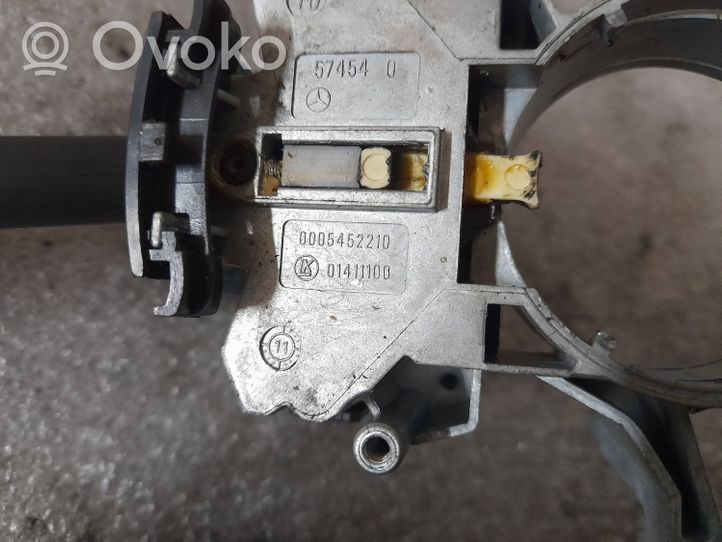 a0005452210 Mercedes-Benz E W211 Commodo d'essuie-glace, 17.00 € | OVOKO