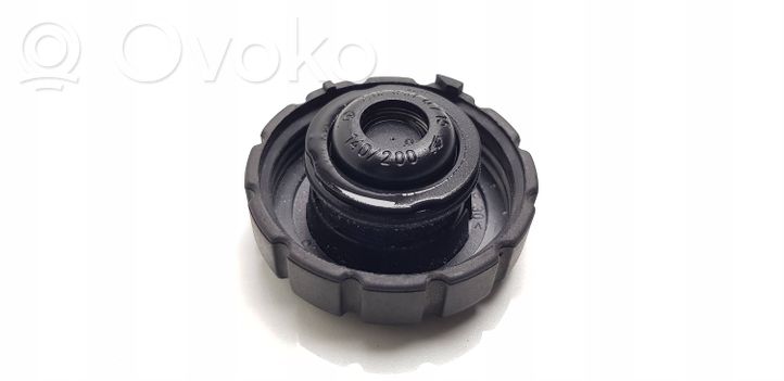 TIM17774 Mercedes-Benz CLK A209 C209 Vase d'expansion / bouchon de ...