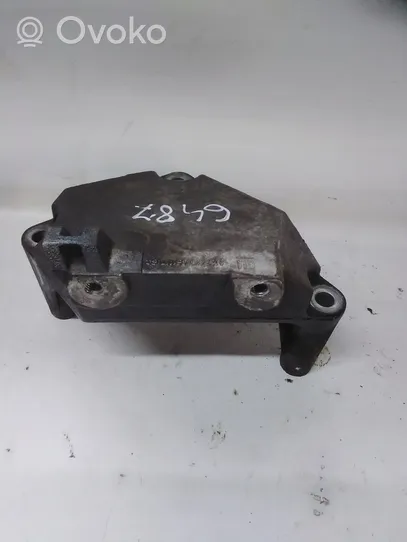 461117160 Opel Corsa C Engine mounting bracket, 8.79 € | RRR