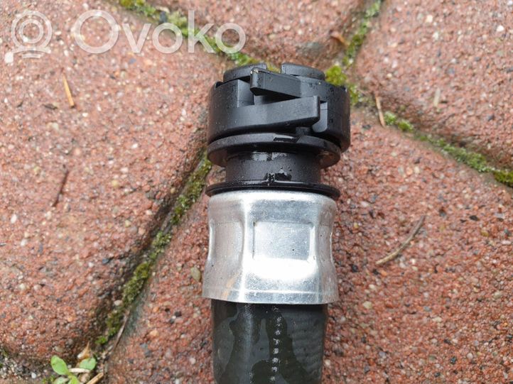 UTS930 Renault Trafic III (X82) Coolant pipe/hose 924001085R 93866067 ...