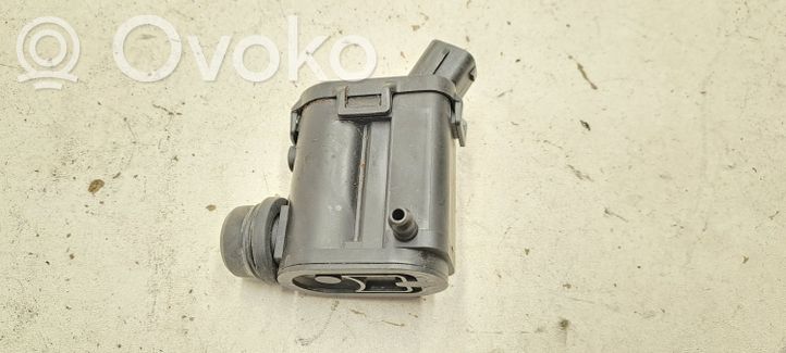 98510R2000 KIA Sportage Windscreen/windshield washer pump, 30.00 € | RRR