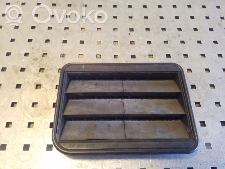 64229176945 BMW 3 F30 F35 F31 Évent de pression de quart de panneau, 10 ...