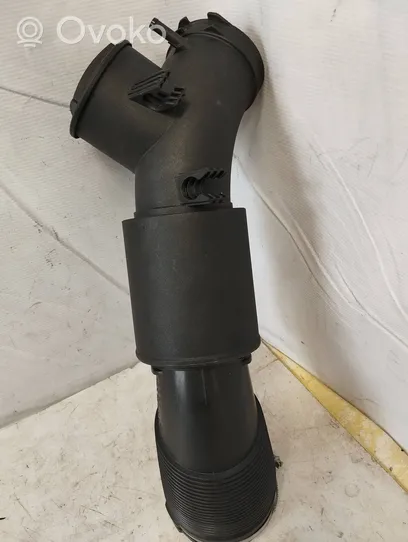 06E129615H Audi A6 S6 C7 4G Oro paėmimo kanalo detalė (-ės), 40.00 € | RRR