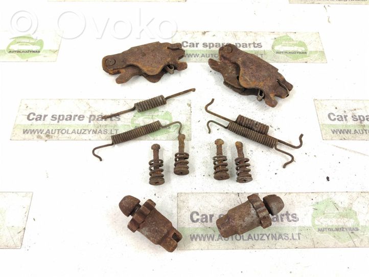 1644200620 Mercedes-Benz ML W164 Stabdžių kaladėlės (galinės), 28.50 ...