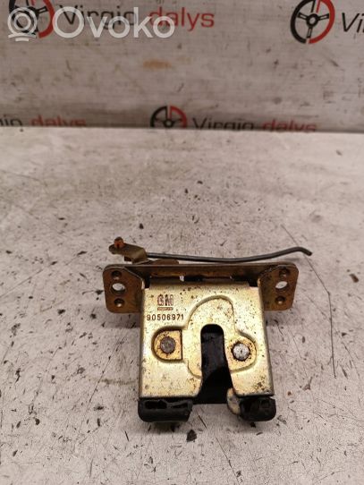 90506971 Opel Astra G Tailgate/trunk/boot lock/catch/latch, 9.99 € | RRR