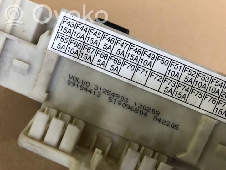 0281011775 Volvo V50 Engine ECU kit and lock set, 240.17 € | RRR
