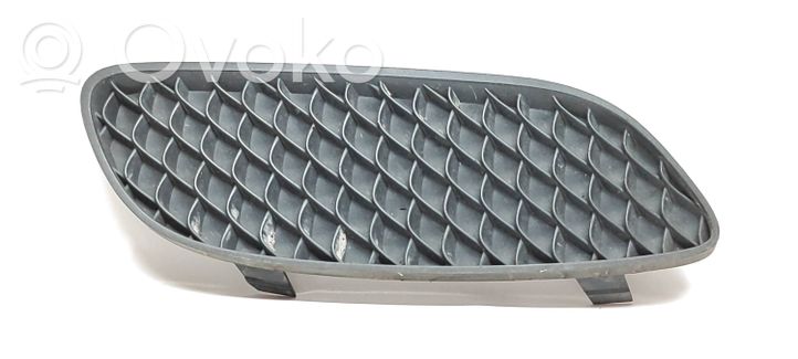 A1768853622 Mercedes-Benz A W176 Grille inférieure de pare-chocs avant ...