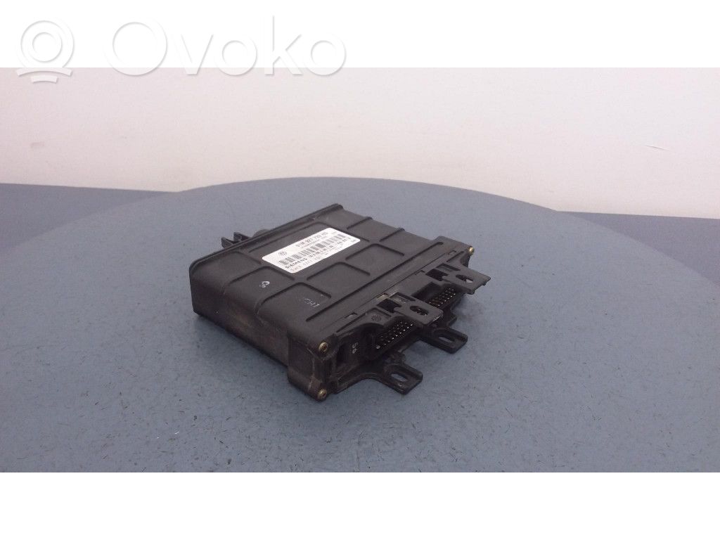 01M927733HG Volkswagen Golf IV Module de contrôle de boîte de vitesses ...