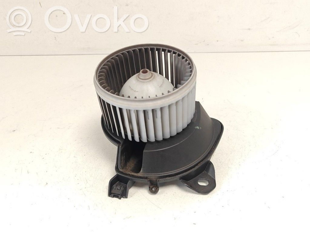 77364956 Fiat Punto (199) Heater fan/blower, €45.00 | RRR