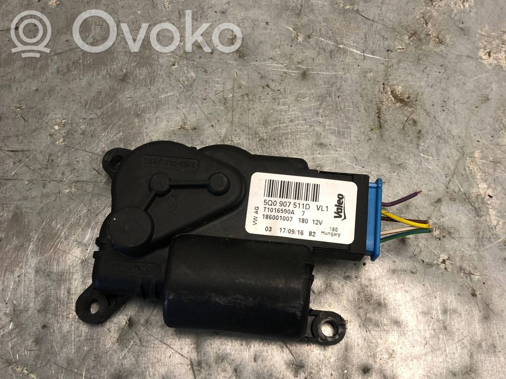 5Q0907511D Skoda Octavia Mk3 (5E) Moteur / actionneur de volet de ...