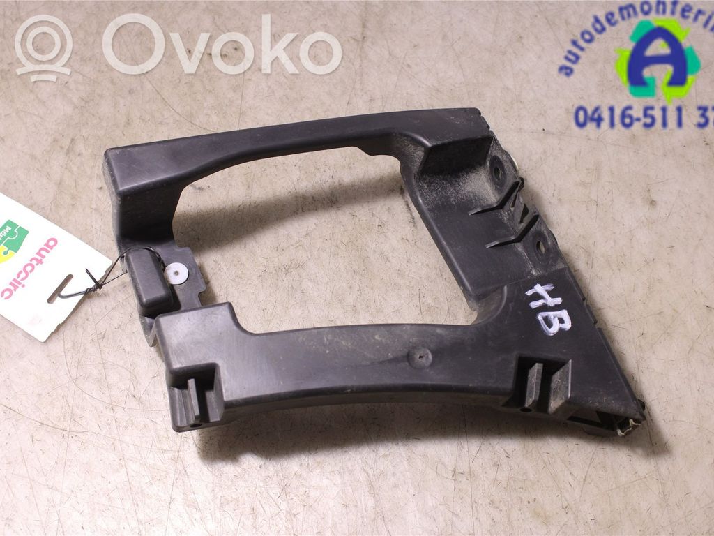 9810215980 Opel Vivaro Rear bumper mounting bracket, €10.00 | RRR