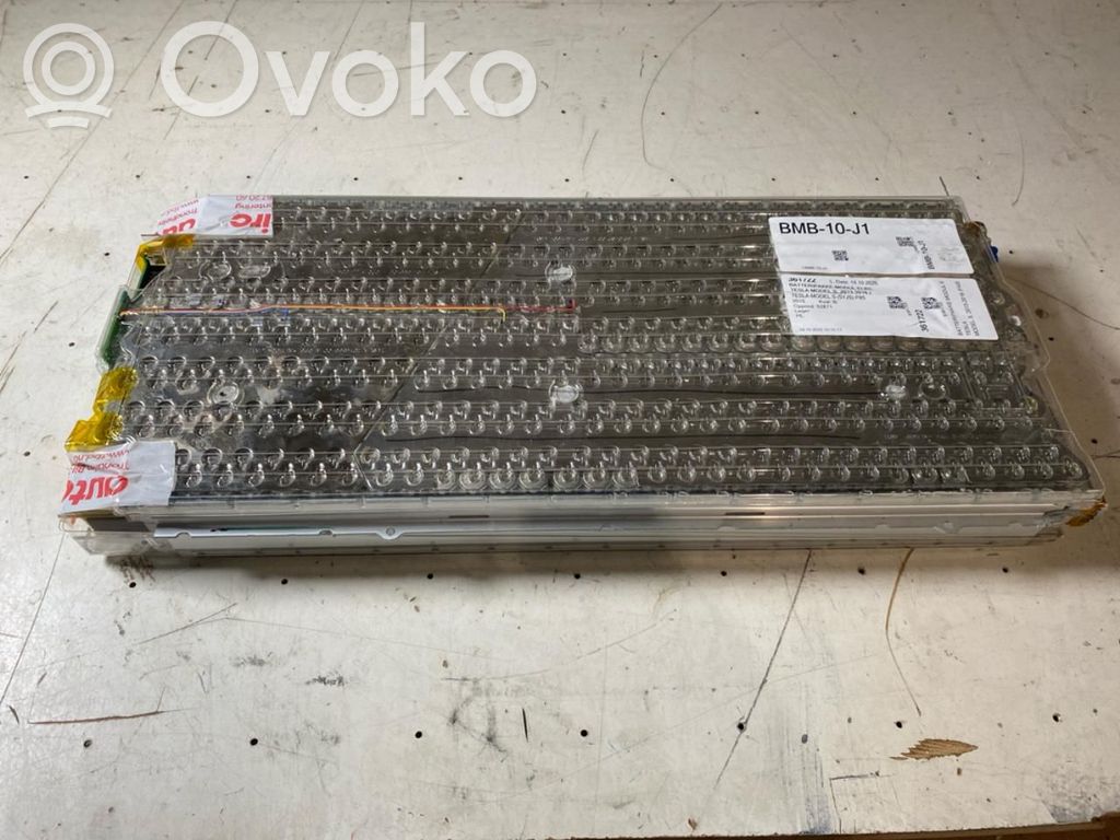 1009312-00-E Tesla Model S Hybrid / Electric Car Battery Cell, €727.27 ...