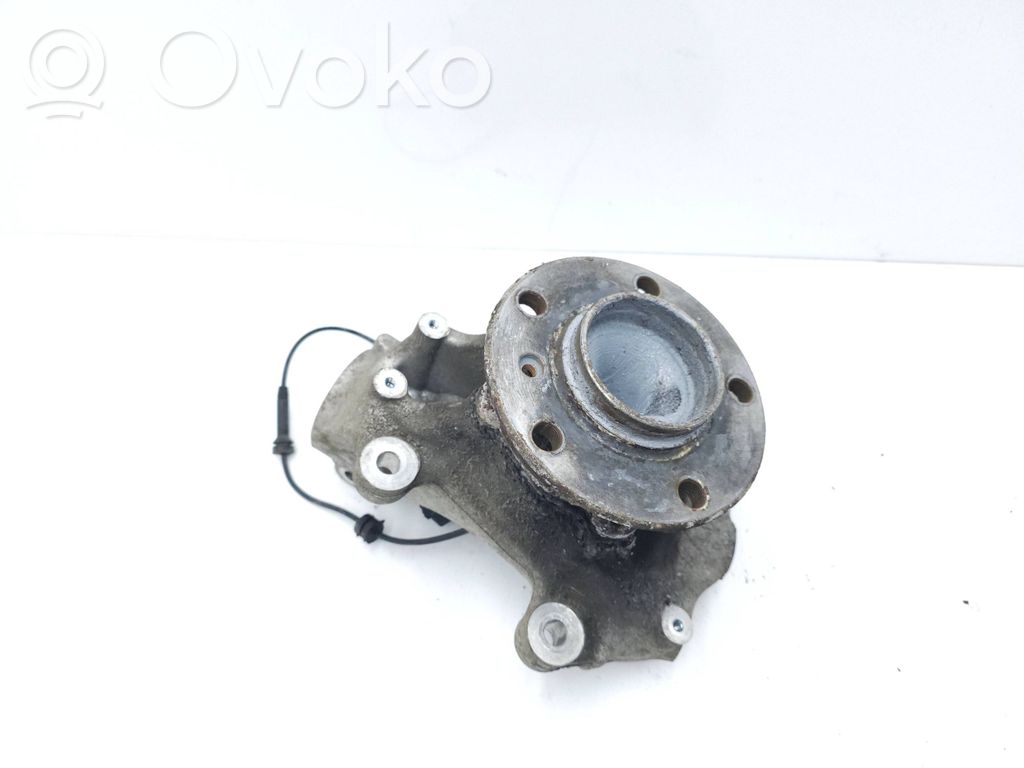 6792286 BMW 2 F22 F23 Priekinė stebulė, 9,00 € | RRR