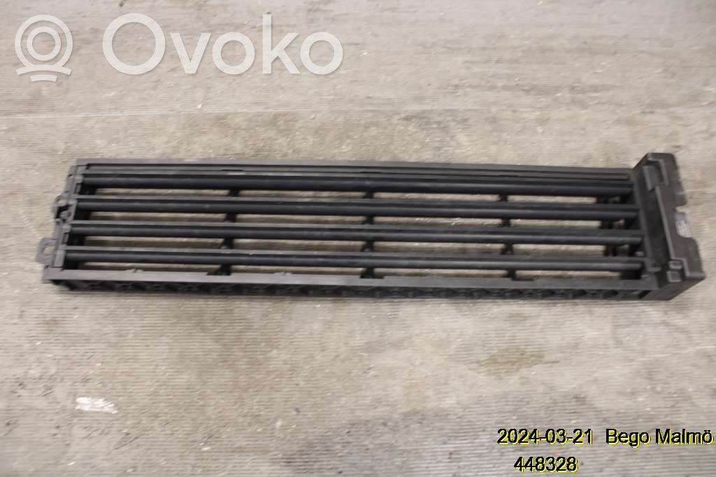 214F65316R Renault Megane IV Intercooler air guide/duct channel, €62.50 ...