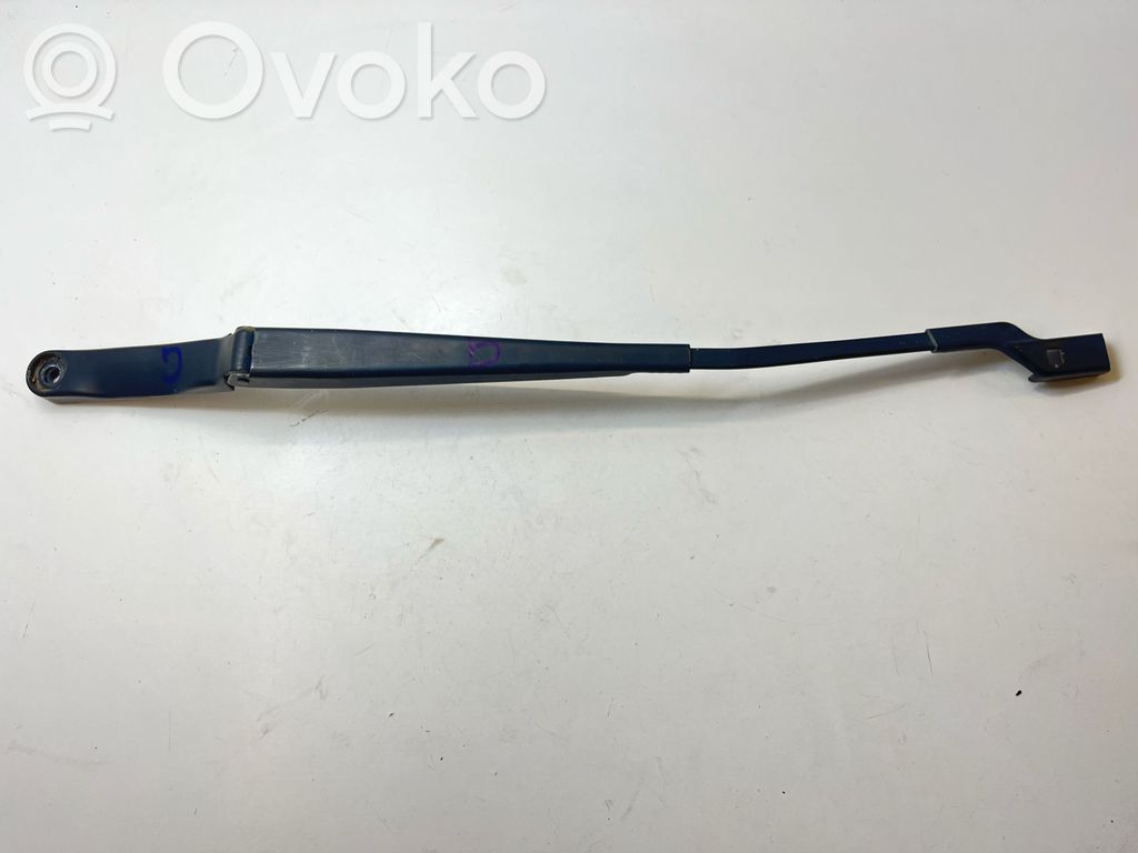13289888 Opel Astra J Front wiper blade arm, €15.00 | RRR