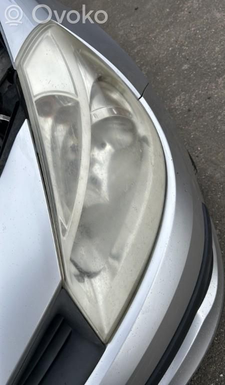 260607570R Renault Clio III Phare frontale, 78,75 € | OVOKO