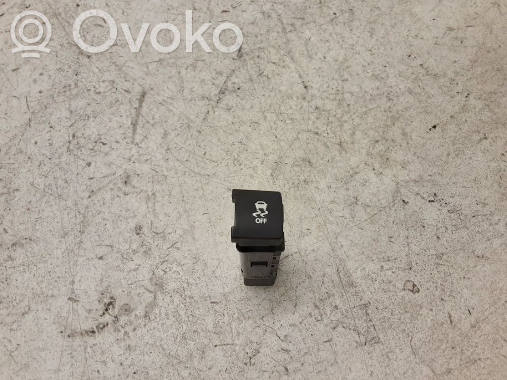 933301H050EQ KIA Ceed ESP (stability program) switch, €30.00 | RRR